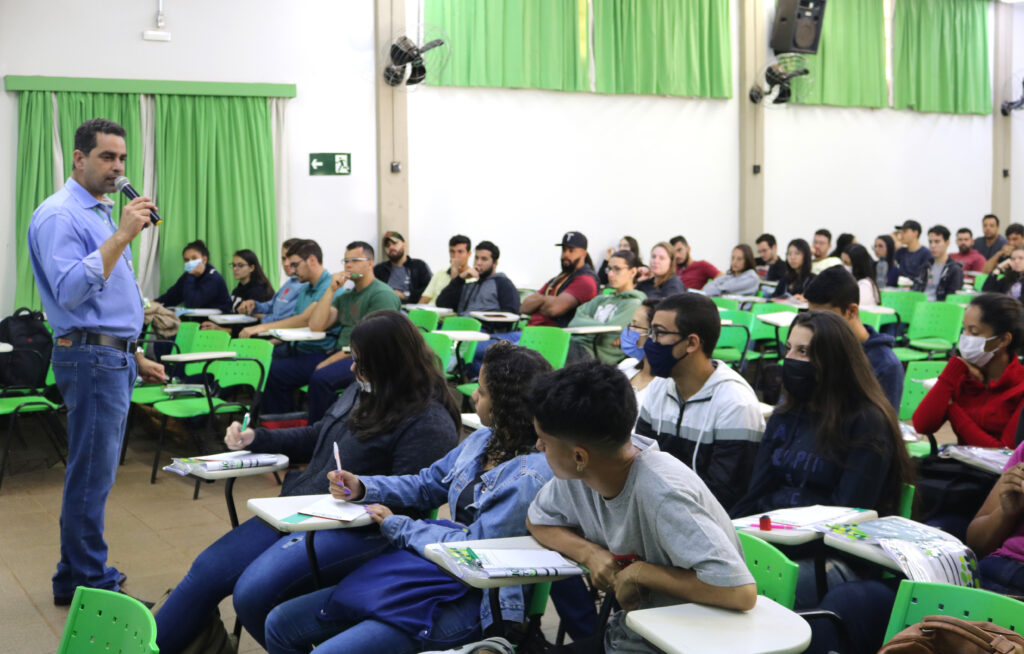 Nova Gestão Do IFTM Inicia Atividades Na Reitoria E Nos Campus ...